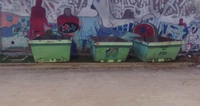La Municipalidad de Rawson instaló nuevos volquetes en el barrio Río ...
